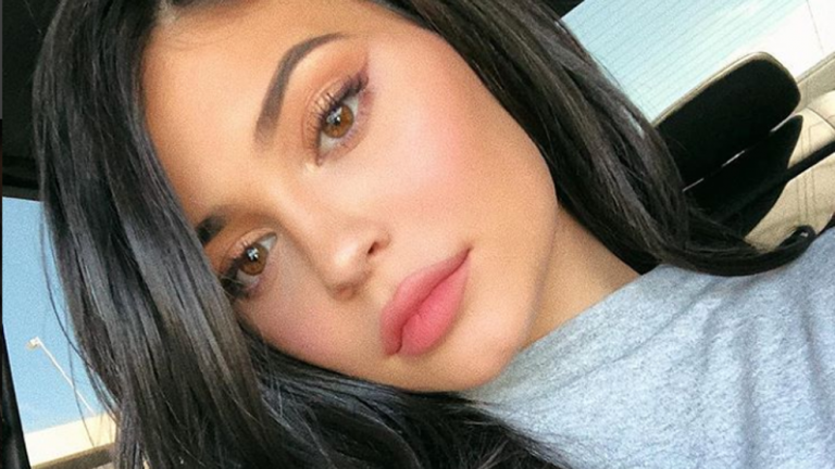 Kylie Jenner es la multimillonaria más joven del mundo según Forbes - Venus Media